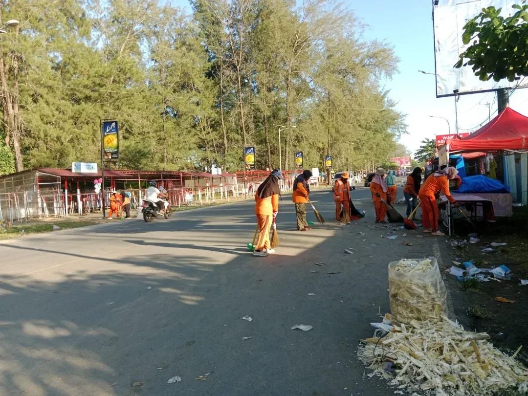 Festival Tabut Hasilkan 10 Ton Sampah per Hari - SELIMBURCAYA
